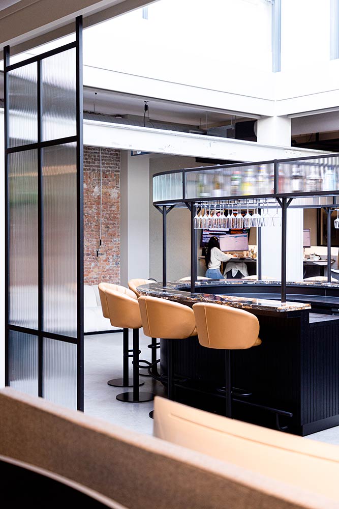 Kantoor ontwerp & Kantoorinrichting Alpha FX Amsterdam | Ditt