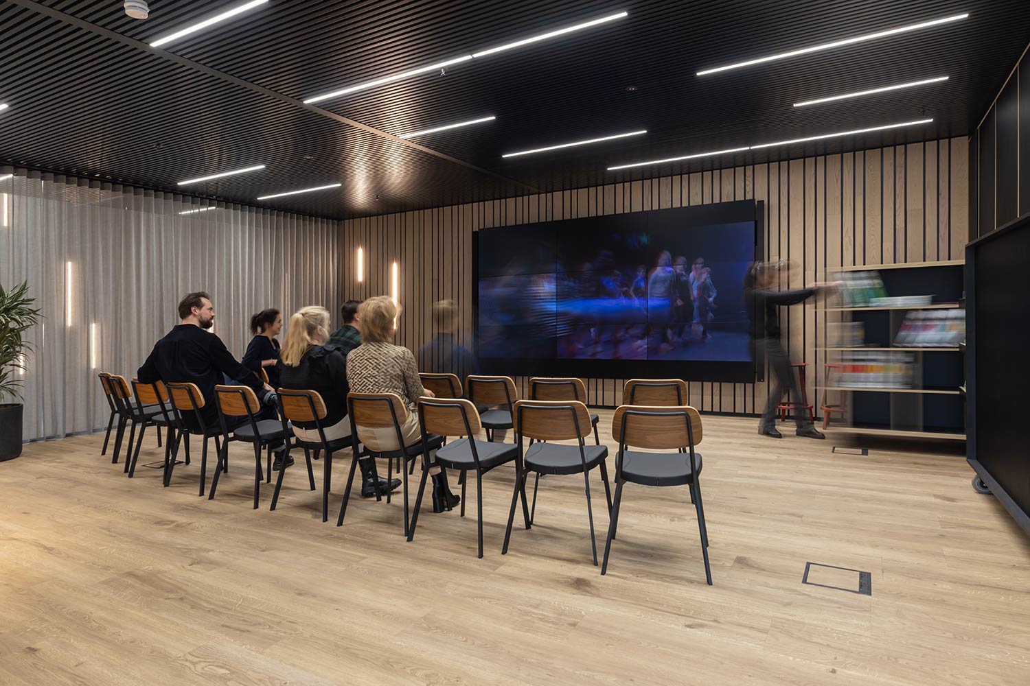 Kantoor ontwerp & Kantoorinrichting Heutink Nijverdal | Ditt